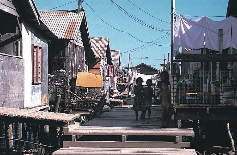 Stadt und Land - Papua-Neuguinea | Kinderweltreise